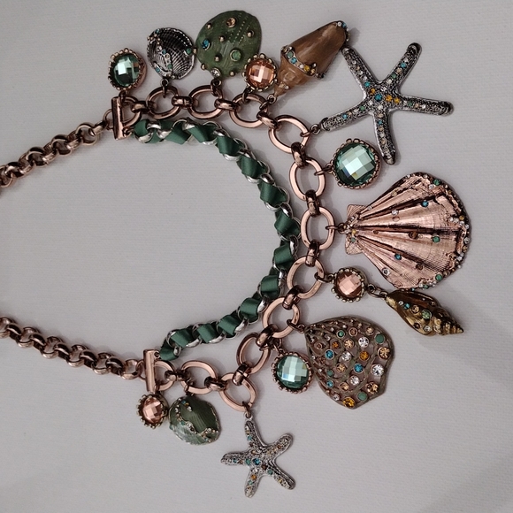 ST. Thomas | Jewelry | St Thomas Beautiful Shell Medallions Chain ...